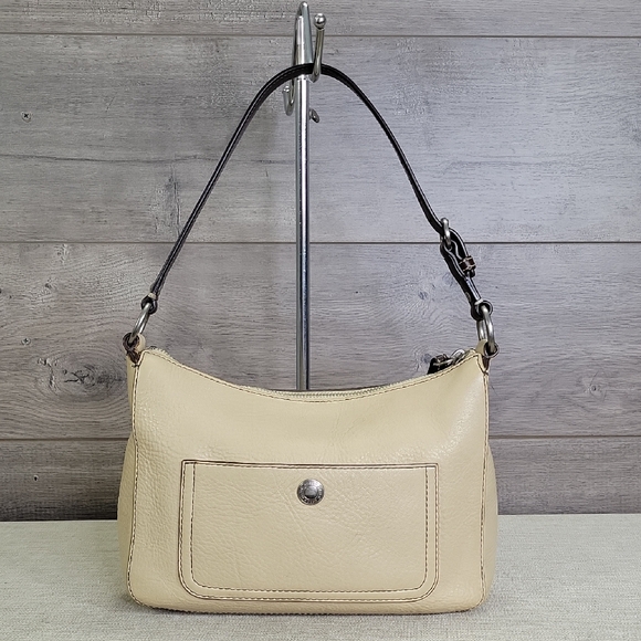 Coach | Bags | Coach Chelsea Beige Pebble Leather Shoulder Bag | Poshmark